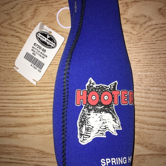 Hooters | Dining | New Bundle Of 2 Hooters Vintage Bottle Koozies From ...